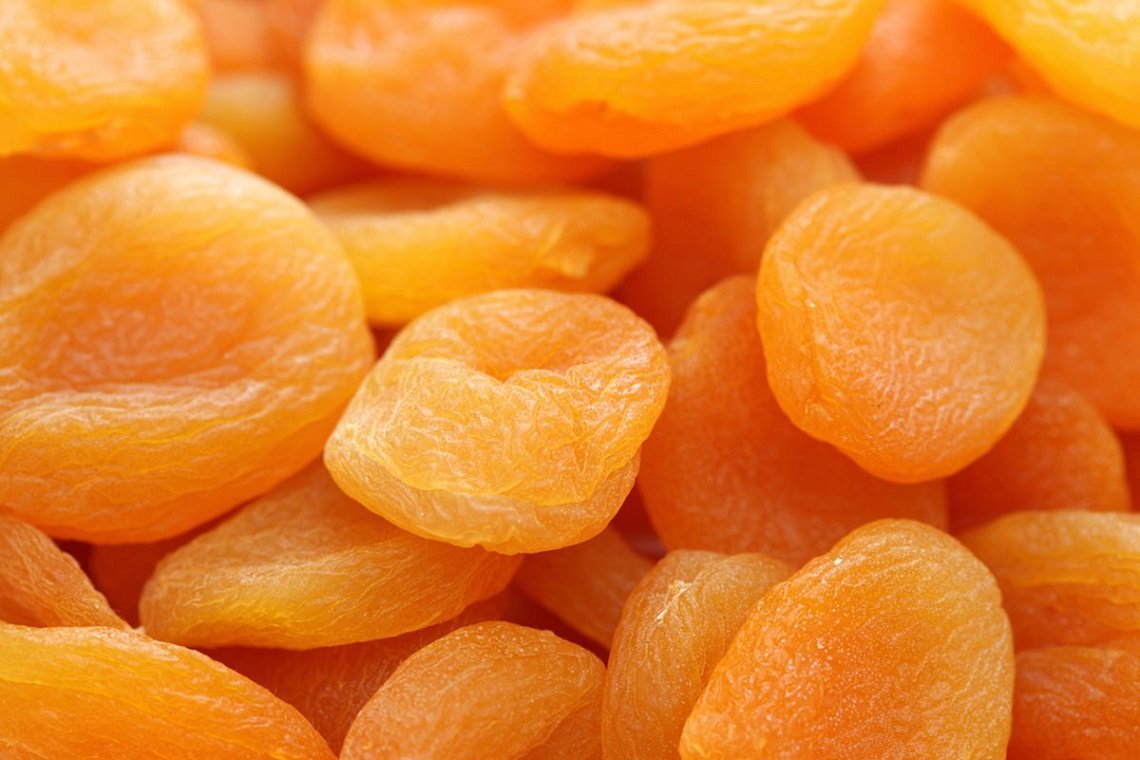 Apricots price per 100g